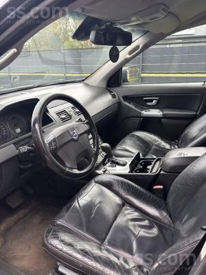 Zils Volvo XC90 2005 Rīga, ar dzinēja tilpumu 2.40 L un nobraukumu 567 tūkst. km par 2550 €, foto 4 vietnē AUTOMOTO.COM.LV