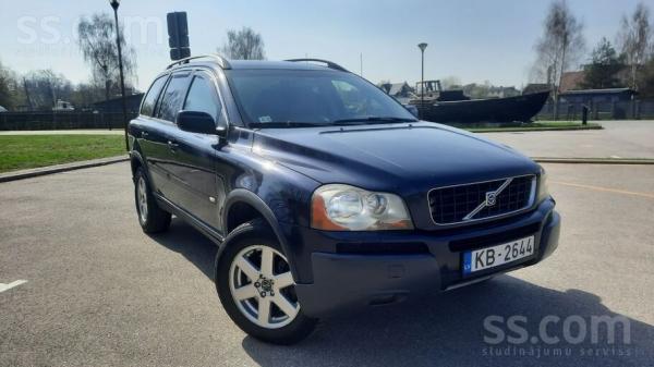 Zils Volvo XC90 2006 Rīga, ar dzinēja tilpumu 2.40 L un nobraukumu 366 tūkst. km par 3000 €, foto 1 vietnē AUTOMOTO.COM.LV