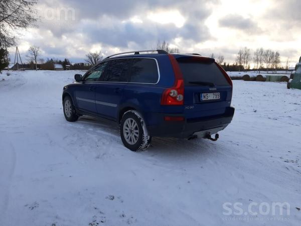 Zils Volvo XC90 2006 Balvi, ar dzinēja tilpumu 2.40 L un nobraukumu 429 tūkst. km par 3990 €, foto 4 vietnē AUTOMOTO.COM.LV