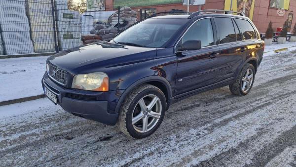 Blue Volvo XC90 2006 in Kaunas, with an engine capacity of 4.40 L and mileage of 315 thousand km for 3350 €, photo 1 on AUTOMOTO.COM.LV