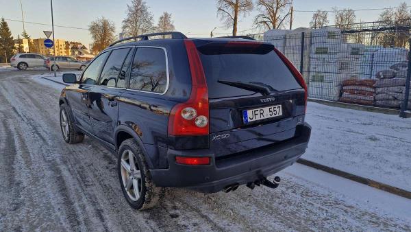 Blue Volvo XC90 2006 in Kaunas, with an engine capacity of 4.40 L and mileage of 315 thousand km for 3350 €, photo 5 on AUTOMOTO.COM.LV