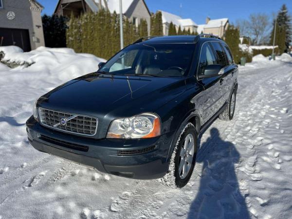 Blue Volvo XC90 2006 in Sirvintos, with an engine capacity of 2.40 L and mileage of 312 thousand km for 6349 €, photo 1 on AUTOMOTO.COM.LV