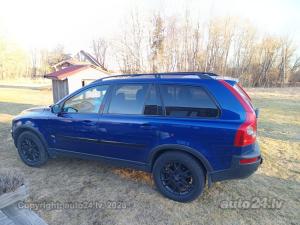 Zils Volvo XC90 2006 Hāpsalu, ar dzinēja tilpumu 2.40 L un nobraukumu 399 tūkst. km par 5900 €, foto 4 vietnē AUTOMOTO.COM.LV