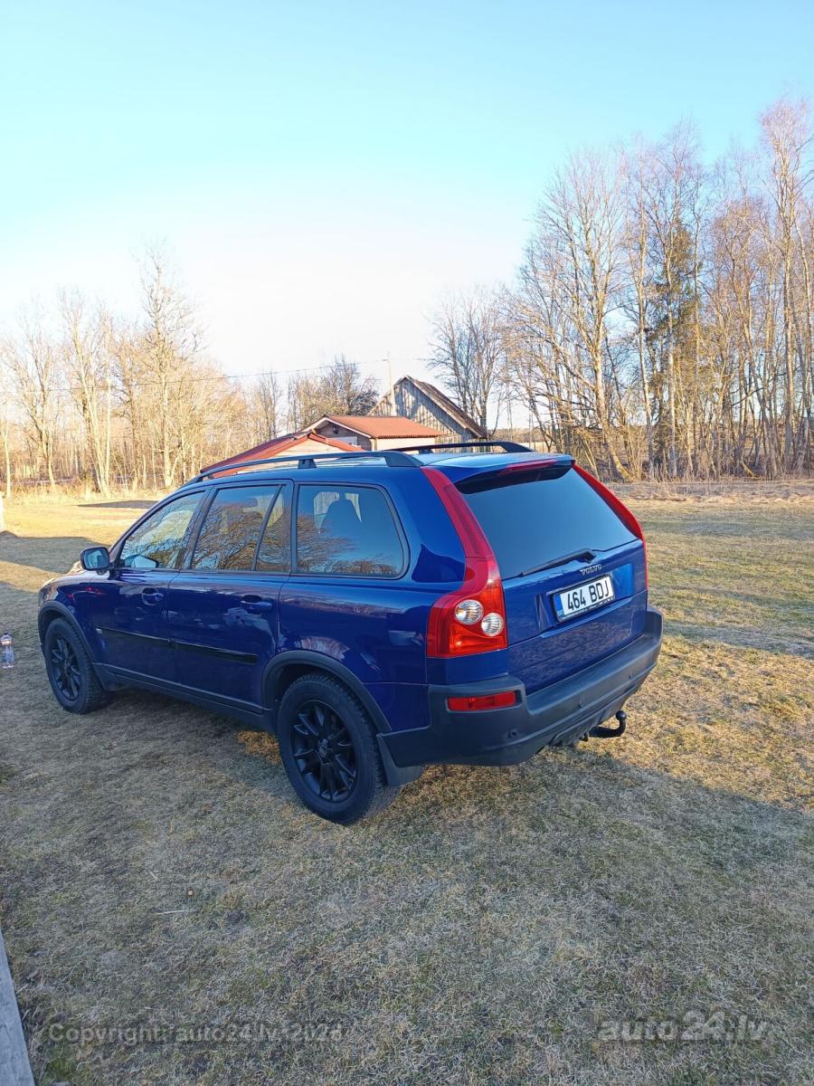 Blue Volvo XC90 2006 in Haapsalu, with an engine capacity of 2.40 L and mileage of 399 thousand km for 5900 €, photo 3 on AUTOMOTO.COM.LV