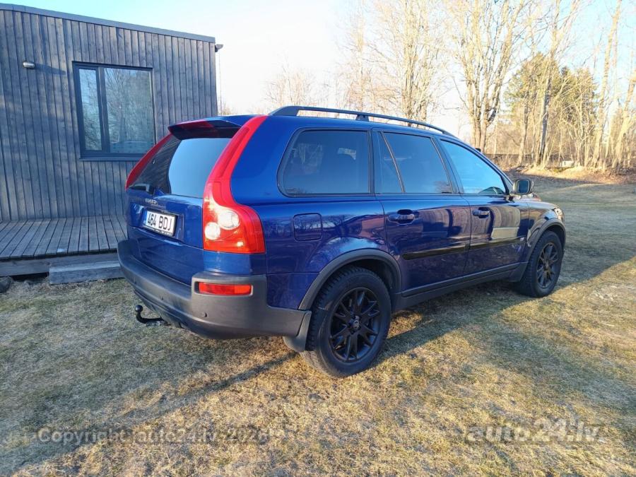 Blue Volvo XC90 2006 in Haapsalu, with an engine capacity of 2.40 L and mileage of 399 thousand km for 5900 €, photo 6 on AUTOMOTO.COM.LV