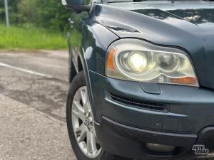 Zils Volvo XC90 2006 Viļņa, ar dzinēja tilpumu 2.40 L un nobraukumu 336 tūkst. km par 3300 €, foto 9 vietnē AUTOMOTO.COM.LV