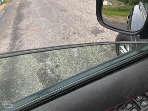 Zils Volvo XC90 2006 Viļņa, ar dzinēja tilpumu 2.40 L un nobraukumu 336 tūkst. km par 3300 €, foto 15 vietnē AUTOMOTO.COM.LV