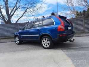 Blue Volvo XC90 2006 in Jelgava, with an engine capacity of 2.40 L and mileage of 351 thousand km for 3950 €, photo 4 on AUTOMOTO.COM.LV