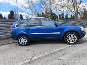 Blue Volvo XC90 2006 in Jelgava, with an engine capacity of 2.40 L and mileage of 351 thousand km for 3950 €, photo 6 on AUTOMOTO.COM.LV