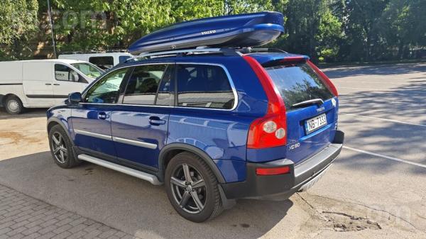 Blue Volvo XC90 2006 in Riga, with an engine capacity of 2.40 L and mileage of 340 thousand km for 5800 €, photo 2 on AUTOMOTO.COM.LV