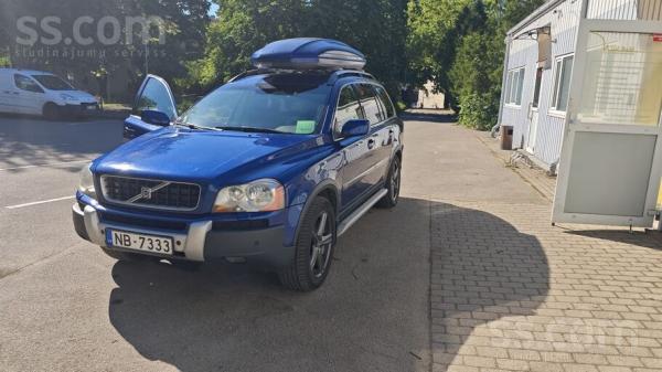 Blue Volvo XC90 2006 in Riga, with an engine capacity of 2.40 L and mileage of 340 thousand km for 5800 €, photo 3 on AUTOMOTO.COM.LV