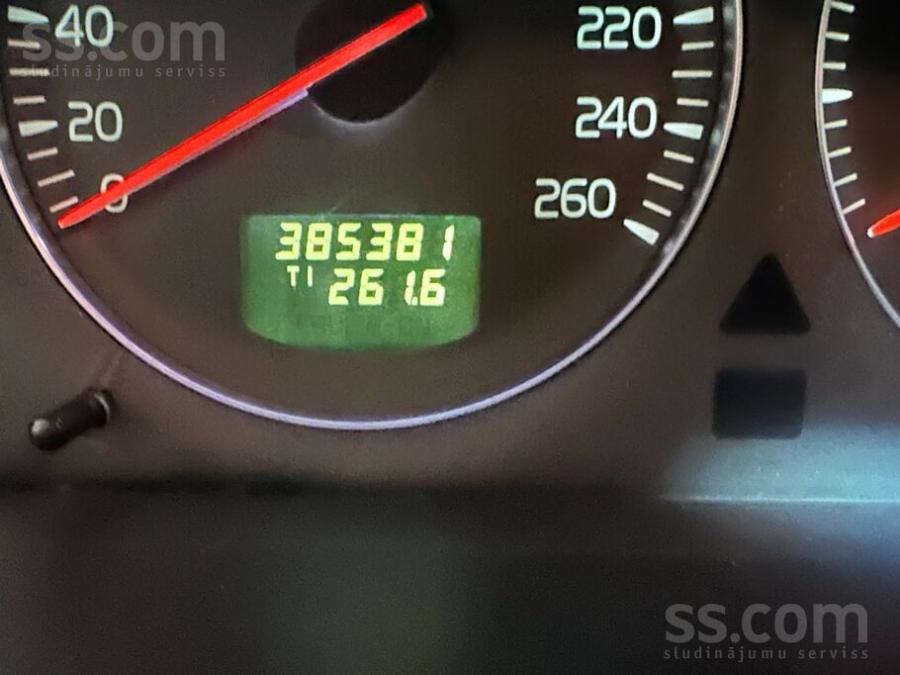 Синий Вольво ХС90 2006 в Гулбене, объемом двигателя 2.40 л и пробегом 385 тыс. км за 3500 €, фото 13 на AUTOMOTO.COM.LV