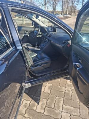 Zils Volvo XC90 2006 Jelgava, ar dzinēja tilpumu 2.40 L un nobraukumu 380 tūkst. km par 6000 €, foto 7 vietnē AUTOMOTO.COM.LV