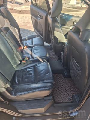 Zils Volvo XC90 2006 Jelgava, ar dzinēja tilpumu 2.40 L un nobraukumu 380 tūkst. km par 6000 €, foto 8 vietnē AUTOMOTO.COM.LV