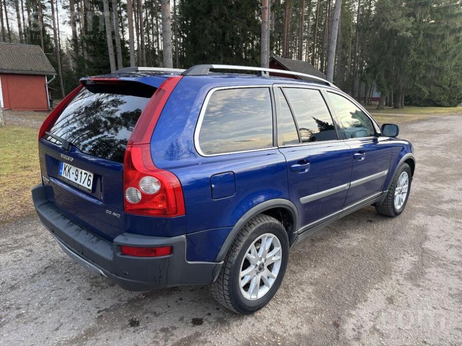 Zils Volvo XC90 2006 Valmiera, ar dzinēja tilpumu 2.40 L un nobraukumu 458 tūkst. km par 3400 €, foto 8 vietnē AUTOMOTO.COM.LV