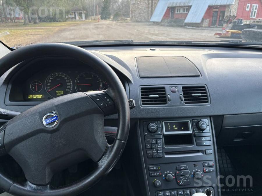 Zils Volvo XC90 2006 Valmiera, ar dzinēja tilpumu 2.40 L un nobraukumu 458 tūkst. km par 3400 €, foto 29 vietnē AUTOMOTO.COM.LV