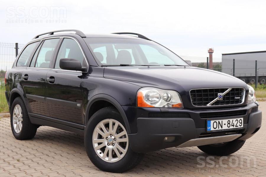 Zils Volvo XC90 2006 Rīga, ar dzinēja tilpumu 2.40 L un nobraukumu 0 tūkst. km par 5200 €, foto 1 vietnē AUTOMOTO.COM.LV