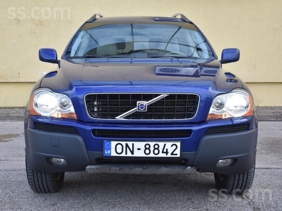 Blue Volvo XC90 2006 in Talsi, with an engine capacity of 2.40 L and mileage of 280 thousand km for 4800 €, photo 4 on AUTOMOTO.COM.LV