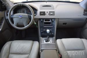 Blue Volvo XC90 2006 in Talsi, with an engine capacity of 2.40 L and mileage of 280 thousand km for 4800 €, photo 7 on AUTOMOTO.COM.LV