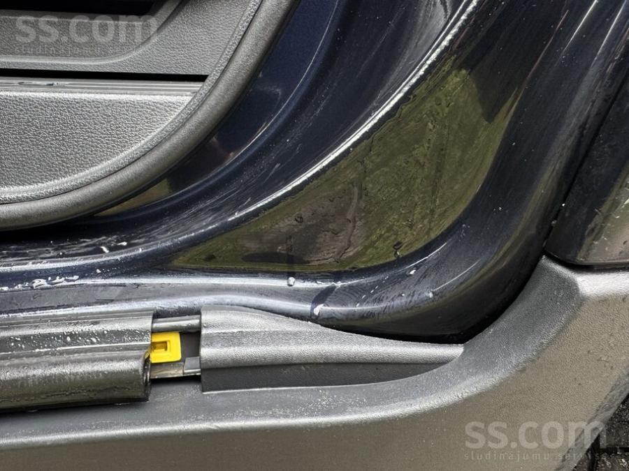Zils Volvo XC90 2006 Rīga, ar dzinēja tilpumu 2.40 L un nobraukumu 324 tūkst. km par 5690 €, foto 15 vietnē AUTOMOTO.COM.LV