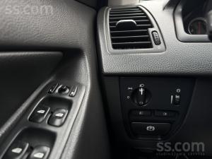 Zils Volvo XC90 2006 Rīga, ar dzinēja tilpumu 2.40 L un nobraukumu 324 tūkst. km par 5690 €, foto 33 vietnē AUTOMOTO.COM.LV