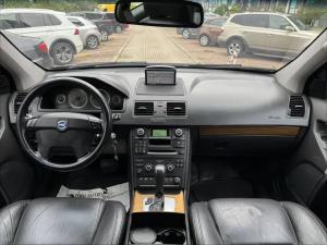 Zils Volvo XC90 2006 Rīga, ar dzinēja tilpumu 2.40 L un nobraukumu 324 tūkst. km par 5690 €, foto 19 vietnē AUTOMOTO.COM.LV