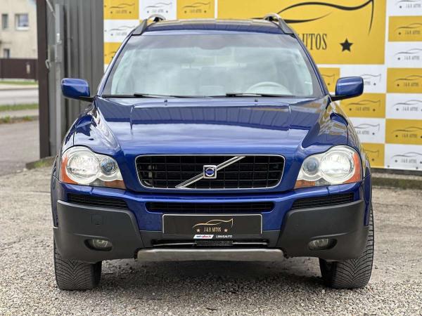 Blue Volvo XC90 2006 in Siauliai, with an engine capacity of 2.40 L and mileage of 296 thousand km for 4450 €, photo 2 on AUTOMOTO.COM.LV