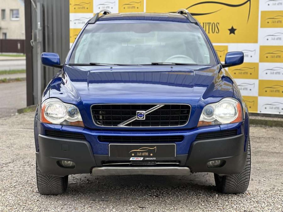 Blue Volvo XC90 2006 in Siauliai, with an engine capacity of 2.40 L and mileage of 296 thousand km for 4450 €, photo 3 on AUTOMOTO.COM.LV