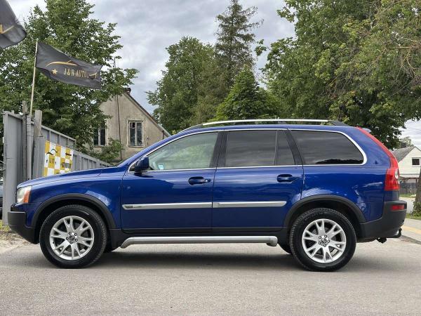 Blue Volvo XC90 2006 in Siauliai, with an engine capacity of 2.40 L and mileage of 296 thousand km for 4450 €, photo 8 on AUTOMOTO.COM.LV