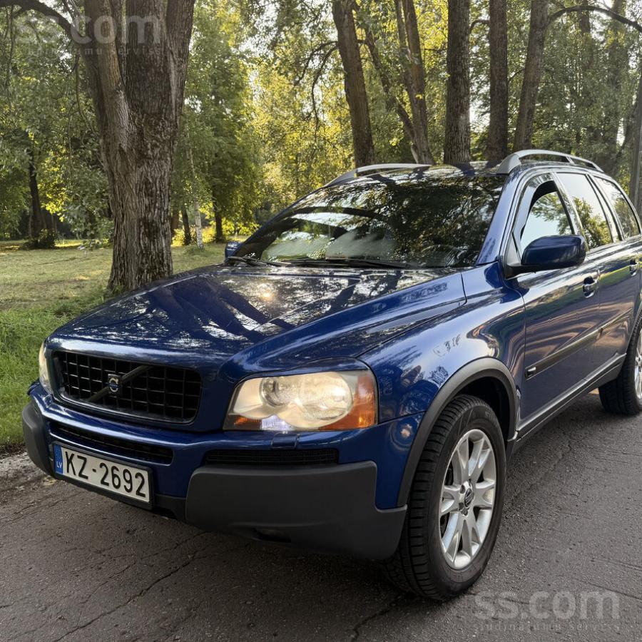 Zils Volvo XC90 2006 Rīga, ar dzinēja tilpumu 2.40 L un nobraukumu 293 tūkst. km par 5800 €, foto 6 vietnē AUTOMOTO.COM.LV