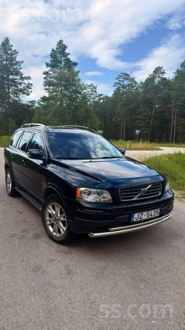 Zils Volvo XC90 2006 Jēkabpils, ar dzinēja tilpumu 2.40 L un nobraukumu 287 tūkst. km par 5200 €, foto 2 vietnē AUTOMOTO.COM.LV