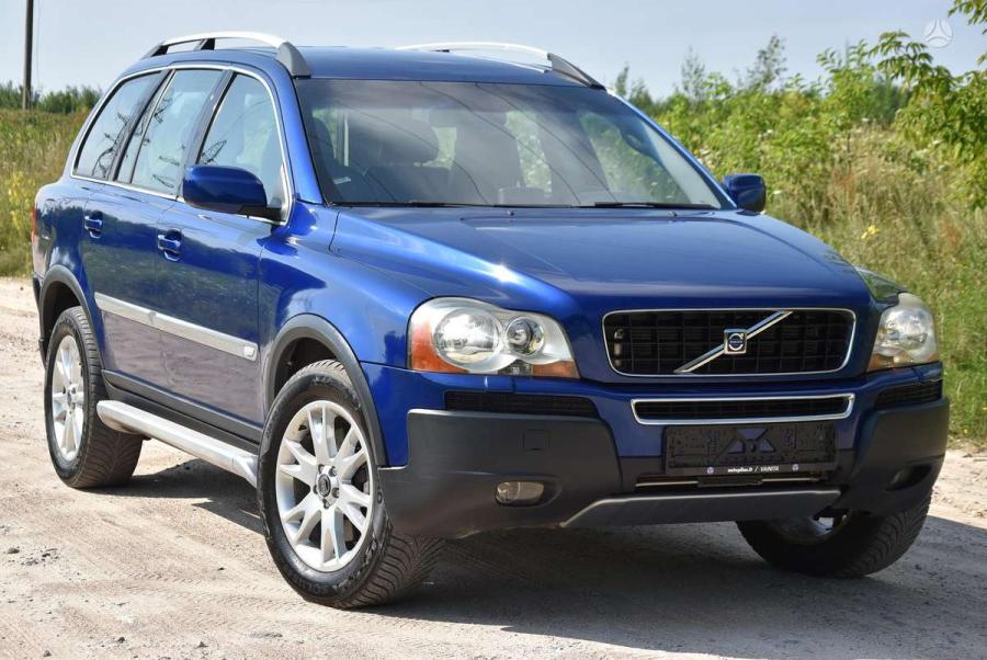 Blue Volvo XC90 2006 in Vilnius, with an engine capacity of 2.40 L and mileage of 327 thousand km for 4900 €, photo 3 on AUTOMOTO.COM.LV