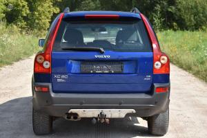 Blue Volvo XC90 2006 in Vilnius, with an engine capacity of 2.40 L and mileage of 327 thousand km for 4900 €, photo 5 on AUTOMOTO.COM.LV