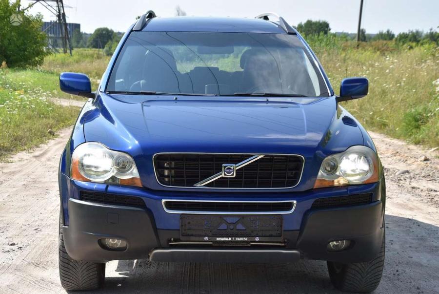 Blue Volvo XC90 2006 in Vilnius, with an engine capacity of 2.40 L and mileage of 327 thousand km for 4900 €, photo 10 on AUTOMOTO.COM.LV