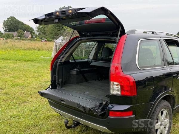 Blue Volvo XC90 2006 in Tukums, with an engine capacity of 2.40 L and mileage of 0 thousand km for 5500 €, photo 5 on AUTOMOTO.COM.LV
