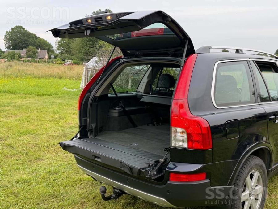 Zils Volvo XC90 2006 Tukums, ar dzinēja tilpumu 2.40 L un nobraukumu 0 tūkst. km par 5500 €, foto 6 vietnē AUTOMOTO.COM.LV