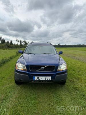Blue Volvo XC90 2006 in Valmiera, with an engine capacity of 2.40 L and mileage of 369 thousand km for 2700 €, photo  on AUTOMOTO.COM.LV