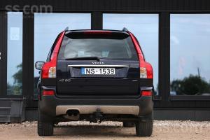 Blue Volvo XC90 2006 in Tukums, with an engine capacity of 2.40 L and mileage of 317 thousand km for 4990 €, photo 4 on AUTOMOTO.COM.LV