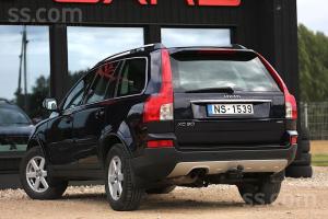 Blue Volvo XC90 2006 in Tukums, with an engine capacity of 2.40 L and mileage of 317 thousand km for 4990 €, photo 5 on AUTOMOTO.COM.LV