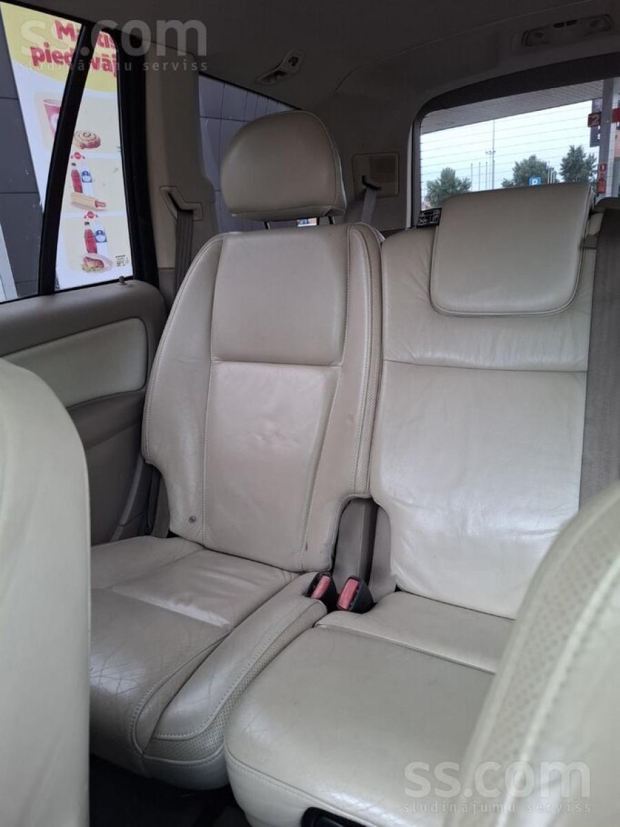 Blue Volvo XC90 2006 in Riga, with an engine capacity of 2.50 L and mileage of 23 thousand km for 5100 €, photo 4 on AUTOMOTO.COM.LV