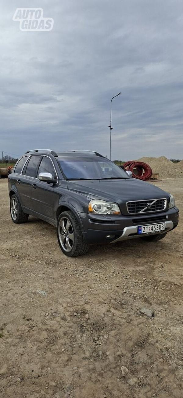 Zils Volvo XC90 2006 Raseiniai, ar dzinēja tilpumu 2.40 L un nobraukumu 261 tūkst. km par 5000 €, foto 8 vietnē AUTOMOTO.COM.LV