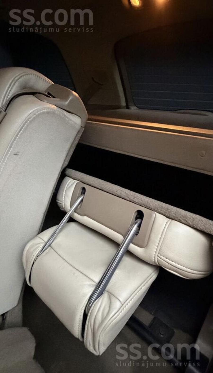 Zils Volvo XC90 2006 Rīga, ar dzinēja tilpumu 2.40 L un nobraukumu 231 tūkst. km par 5900 €, foto 9 vietnē AUTOMOTO.COM.LV