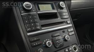 Zils Volvo XC90 2006 Rīga, ar dzinēja tilpumu 2.40 L un nobraukumu 362 tūkst. km par 3650 €, foto 17 vietnē AUTOMOTO.COM.LV