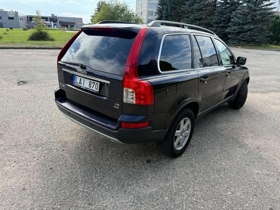 Zils Volvo XC90 2006 Utena, ar dzinēja tilpumu 2.40 L un nobraukumu 270 tūkst. km par 4400 €, foto 7 vietnē AUTOMOTO.COM.LV