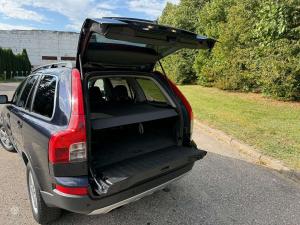Zils Volvo XC90 2006 Utena, ar dzinēja tilpumu 2.40 L un nobraukumu 270 tūkst. km par 4400 €, foto 10 vietnē AUTOMOTO.COM.LV
