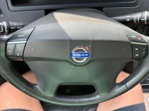 Zils Volvo XC90 2006 Utena, ar dzinēja tilpumu 2.40 L un nobraukumu 270 tūkst. km par 4400 €, foto 15 vietnē AUTOMOTO.COM.LV