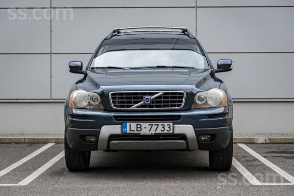 Zils Volvo XC90 2007 Rīga, ar dzinēja tilpumu 2.40 L un nobraukumu 0 tūkst. km par 6850 €, foto 2 vietnē AUTOMOTO.COM.LV
