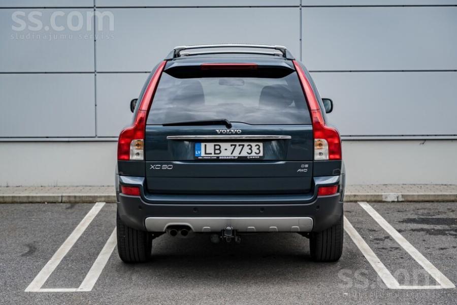 Zils Volvo XC90 2007 Rīga, ar dzinēja tilpumu 2.40 L un nobraukumu 0 tūkst. km par 6850 €, foto 5 vietnē AUTOMOTO.COM.LV