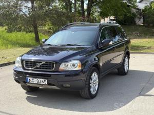 Blue Volvo XC90 2007 in Dobele, with an engine capacity of 2.40 L and mileage of 306 thousand km for 1450 €, photo 2 on AUTOMOTO.COM.LV