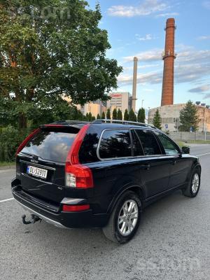 Blue Volvo XC90 2007 in Riga, with an engine capacity of 2.40 L and mileage of 236 thousand km for 6600 €, photo 6 on AUTOMOTO.COM.LV
